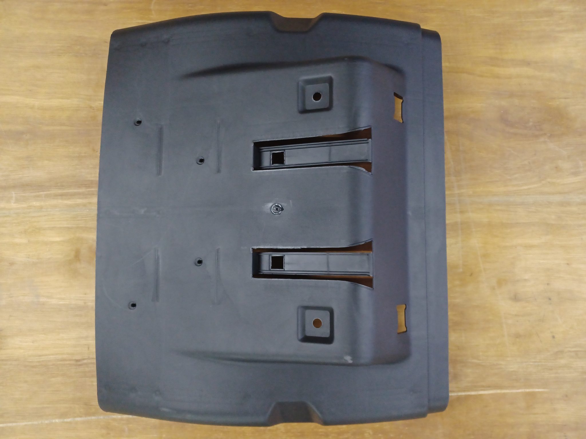 20392544 VOLVO FM12 MUDGUARD REAR AND FRONT | Grand Auto Parts Sdn Bhd