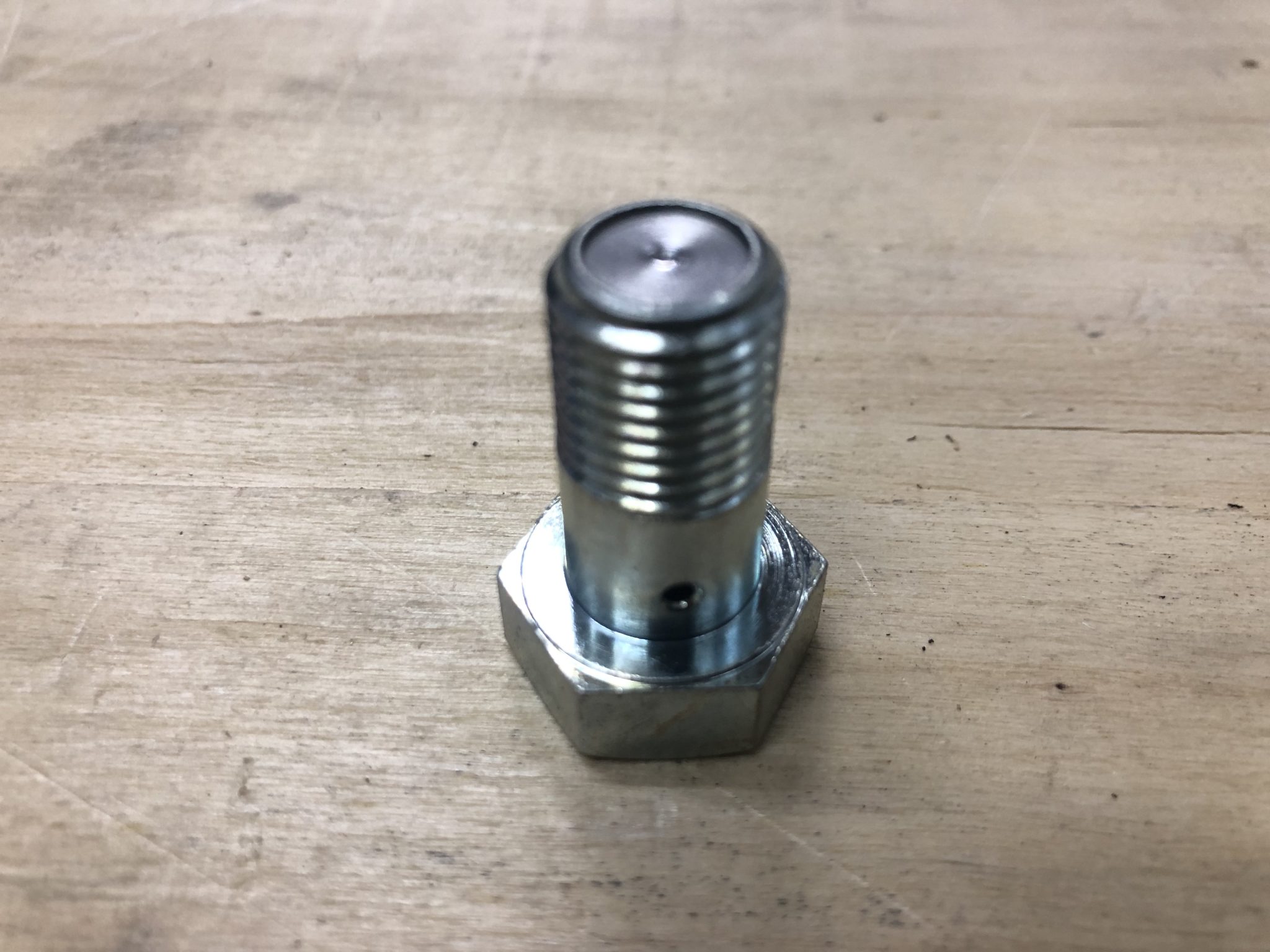 20884328 VOLVO FM FH D11 D13 OVERFLOW VALVE GENUINE M14 | Grand Auto ...